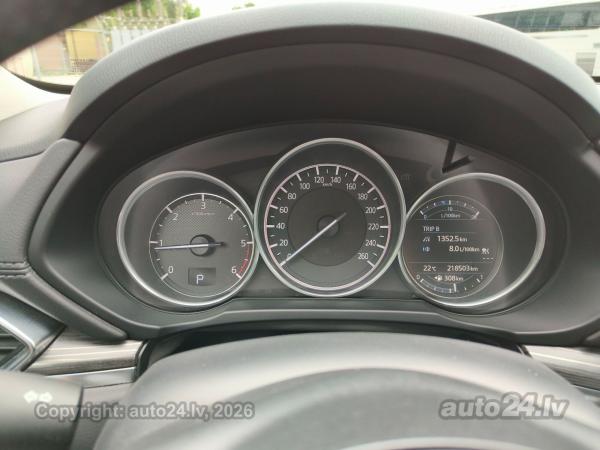 Grey Mazda CX-5 2017 in Rakvere, with an engine capacity of 2.20 L and mileage of 220 thousand km for 12900 €, photo 9 on AUTOMOTO.COM.LV