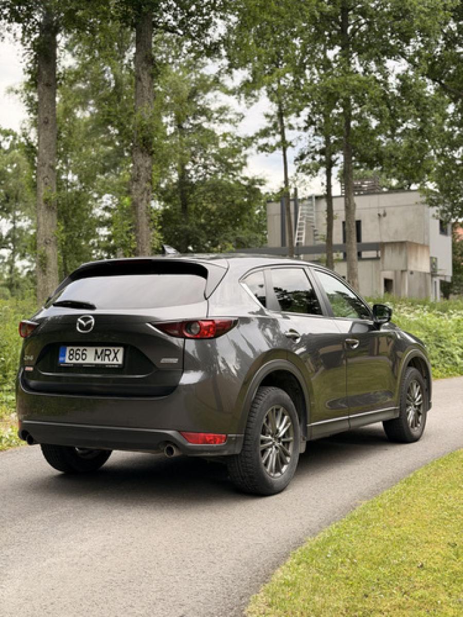 Pelēks Mazda CX-5 2018 Tallina, ar dzinēja tilpumu 0.12 L un nobraukumu 130 tūkst. km par 16499 €, foto 4 vietnē AUTOMOTO.COM.LV