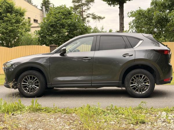 Grey Mazda CX-5 2018 in Tallinn, with an engine capacity of 0.12 L and mileage of 130 thousand km for 16499 €, photo 5 on AUTOMOTO.COM.LV