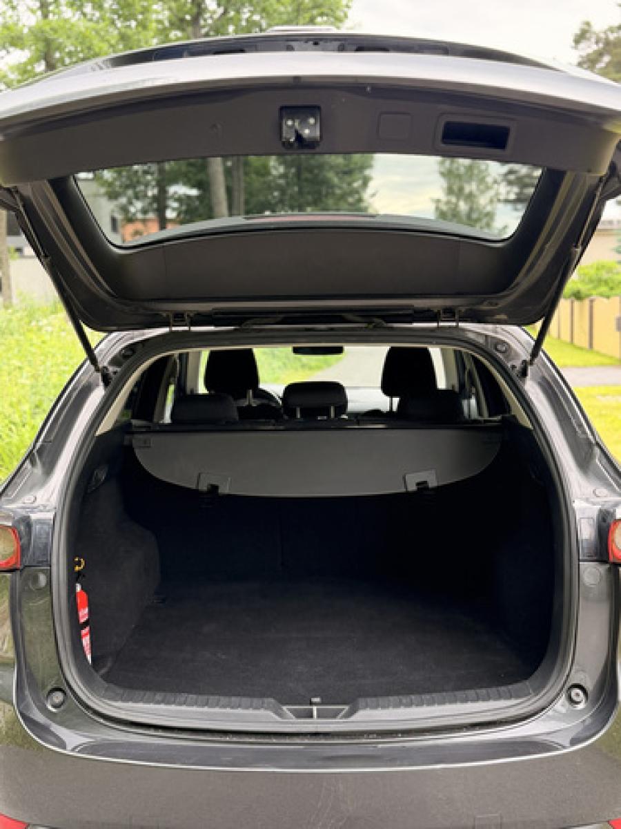 Pelēks Mazda CX-5 2018 Tallina, ar dzinēja tilpumu 0.12 L un nobraukumu 130 tūkst. km par 16499 €, foto 9 vietnē AUTOMOTO.COM.LV