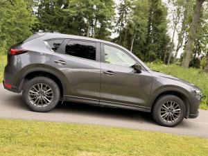Pelēks Mazda CX-5 2018 Tallina, ar dzinēja tilpumu 0.12 L un nobraukumu 130 tūkst. km par 16499 €, foto 22 vietnē AUTOMOTO.COM.LV