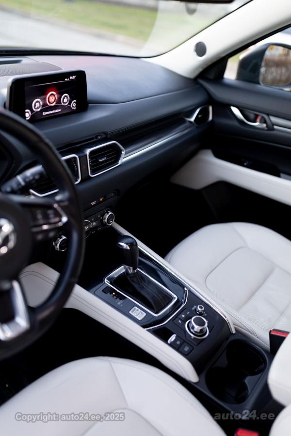 Pelēks Mazda CX-5 2019 Tallina, ar dzinēja tilpumu 2.50 L un nobraukumu 93 tūkst. km par 25000 €, foto 11 vietnē AUTOMOTO.COM.LV