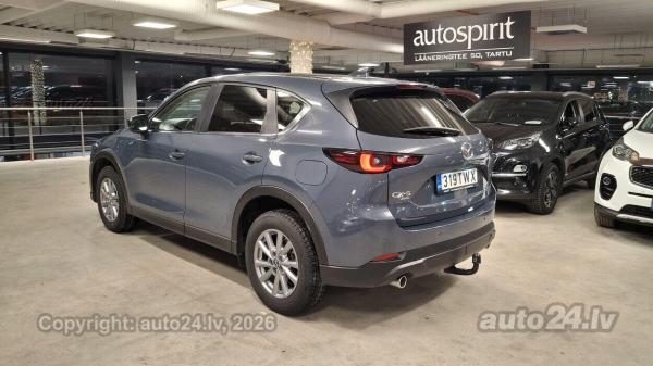 Grey Mazda CX-5 2023 in Tartu, with an engine capacity of 2.00 L and mileage of 32 thousand km for 29990 €, photo 3 on AUTOMOTO.COM.LV