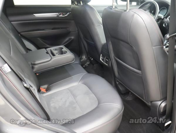 Pelēks Mazda CX-5 2023 Tallina, ar dzinēja tilpumu 2.00 L un nobraukumu 32 tūkst. km par 27900 €, foto 8 vietnē AUTOMOTO.COM.LV