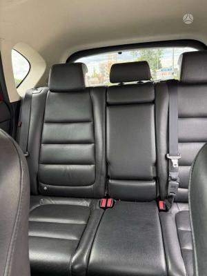 Sarkans Mazda CX-5 2012 Viļņa, ar dzinēja tilpumu 2.19 L un nobraukumu 226 tūkst. km par 6000 €, foto 14 vietnē AUTOMOTO.COM.LV