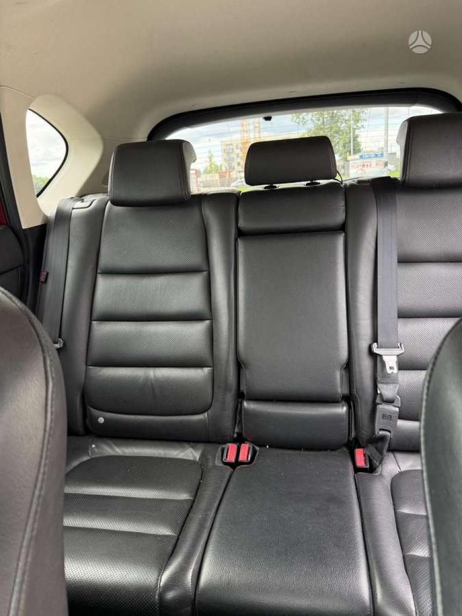 Sarkans Mazda CX-5 2012 Viļņa, ar dzinēja tilpumu 2.19 L un nobraukumu 226 tūkst. km par 6000 €, foto 14 vietnē AUTOMOTO.COM.LV