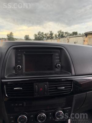 Red Mazda CX-5 2012 in Bauska, with an engine capacity of 2.20 L and mileage of 184 thousand km for 6500 €, photo 9 on AUTOMOTO.COM.LV