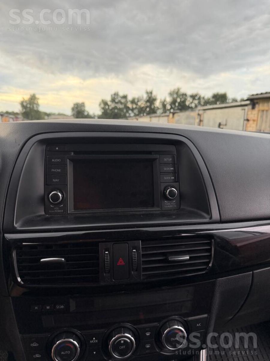 Red Mazda CX-5 2012 in Bauska, with an engine capacity of 2.20 L and mileage of 184 thousand km for 6500 €, photo 9 on AUTOMOTO.COM.LV