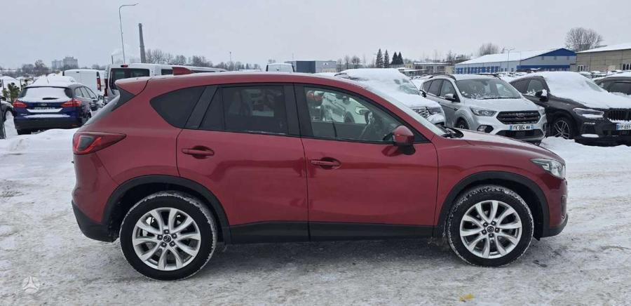 Red Mazda CX-5 2013 in Taurage, with an engine capacity of 2.19 L and mileage of 176 thousand km for 6750 €, photo 5 on AUTOMOTO.COM.LV