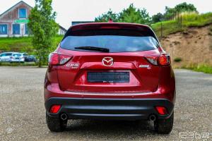 Red Mazda CX-5 2013 in Kretinga, with an engine capacity of 2.20 L and mileage of 218 thousand km for 7750 €, photo 12 on AUTOMOTO.COM.LV