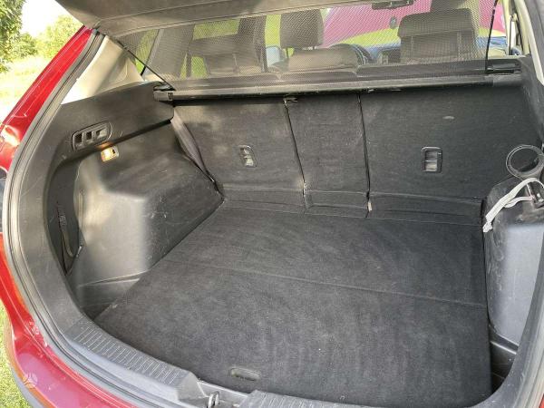 Red Mazda CX-5 2013 in Kaunas, with an engine capacity of 2.19 L and mileage of 327 thousand km for 4500 €, photo 8 on AUTOMOTO.COM.LV