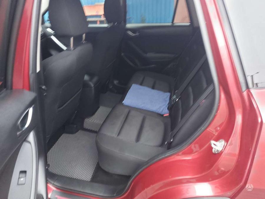 Red Mazda CX-5 2013 in Telschi, with an engine capacity of 2.20 L and mileage of 262 thousand km for 6300 €, photo 11 on AUTOMOTO.COM.LV