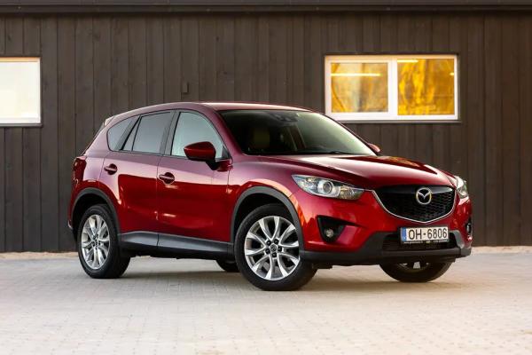 Red Mazda CX-5 2014 in Jelgava, with an engine capacity of 2.20 L and mileage of 246 thousand km for 8900 €, photo 2 on AUTOMOTO.COM.LV