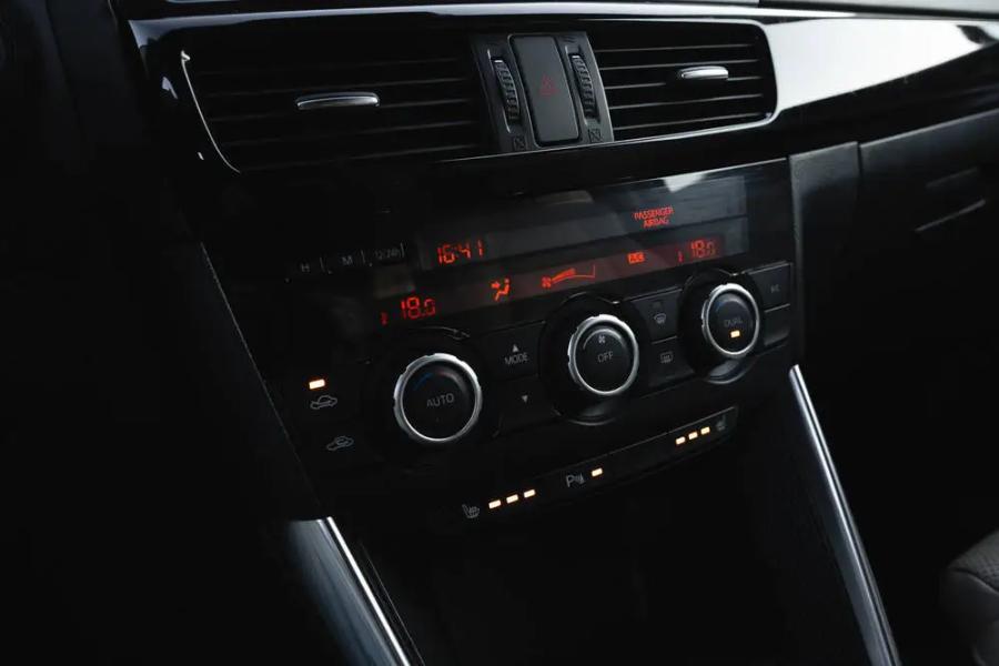 Sarkans Mazda CX-5 2014 Jelgava, ar dzinēja tilpumu 2.20 L un nobraukumu 246 tūkst. km par 8900 €, foto 11 vietnē AUTOMOTO.COM.LV