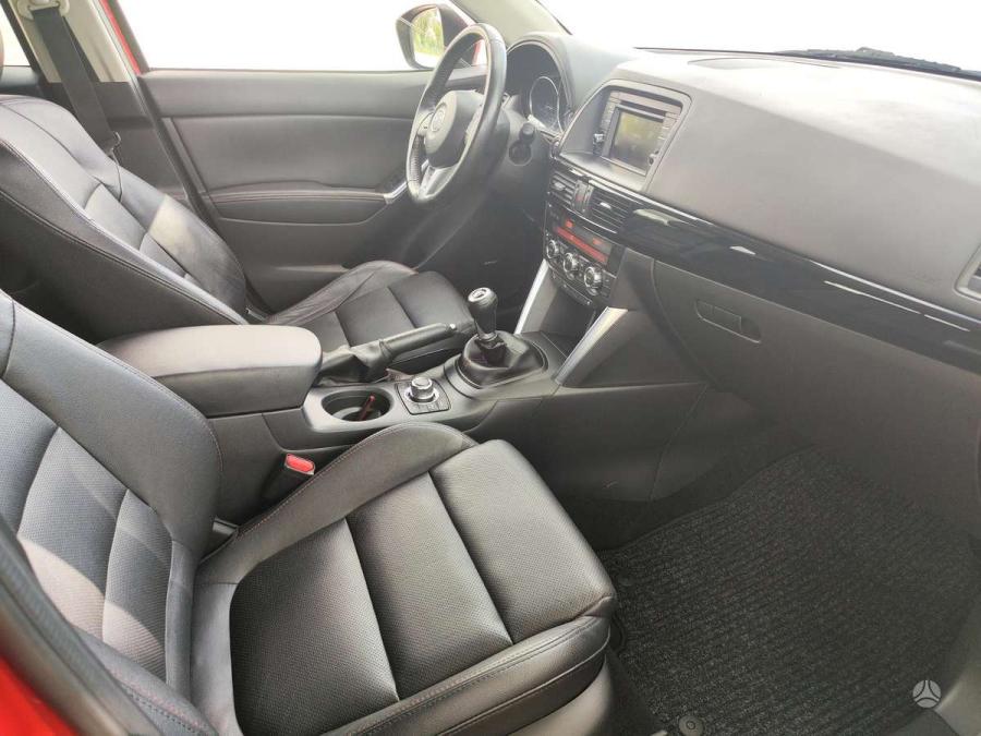 Red Mazda CX-5 2014 in Marijampole, with an engine capacity of 2.19 L and mileage of 255 thousand km for 7800 €, photo 8 on AUTOMOTO.COM.LV