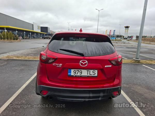Sarkans Mazda CX-5 2015 Tallina, ar dzinēja tilpumu 2.10 L un nobraukumu 95 tūkst. km par 16800 €, foto 5 vietnē AUTOMOTO.COM.LV