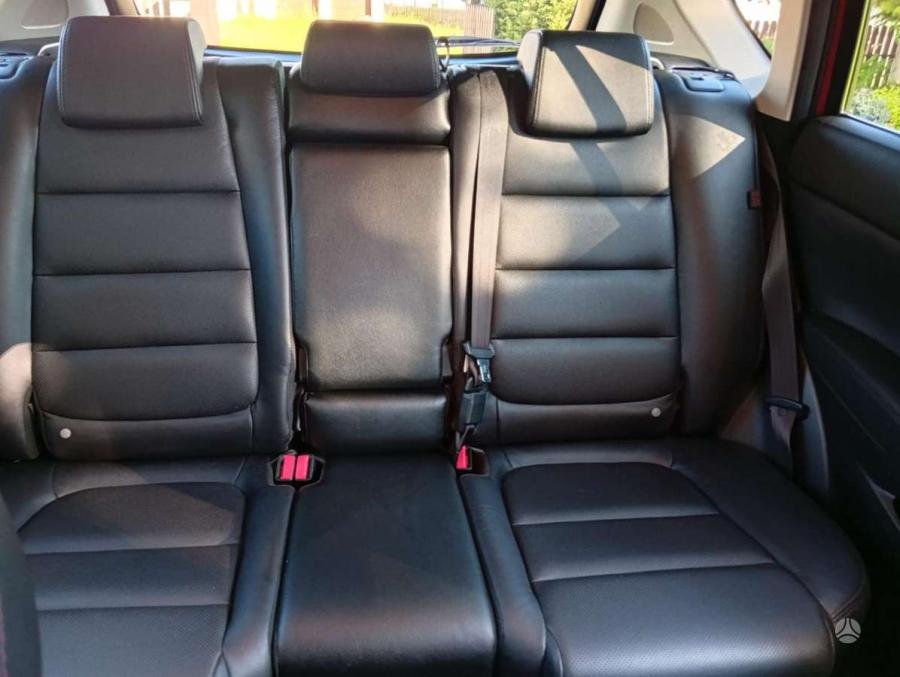 Red Mazda CX-5 2015 in Siauliai, with an engine capacity of 2.20 L and mileage of 194 thousand km for 12400 €, photo 24 on AUTOMOTO.COM.LV