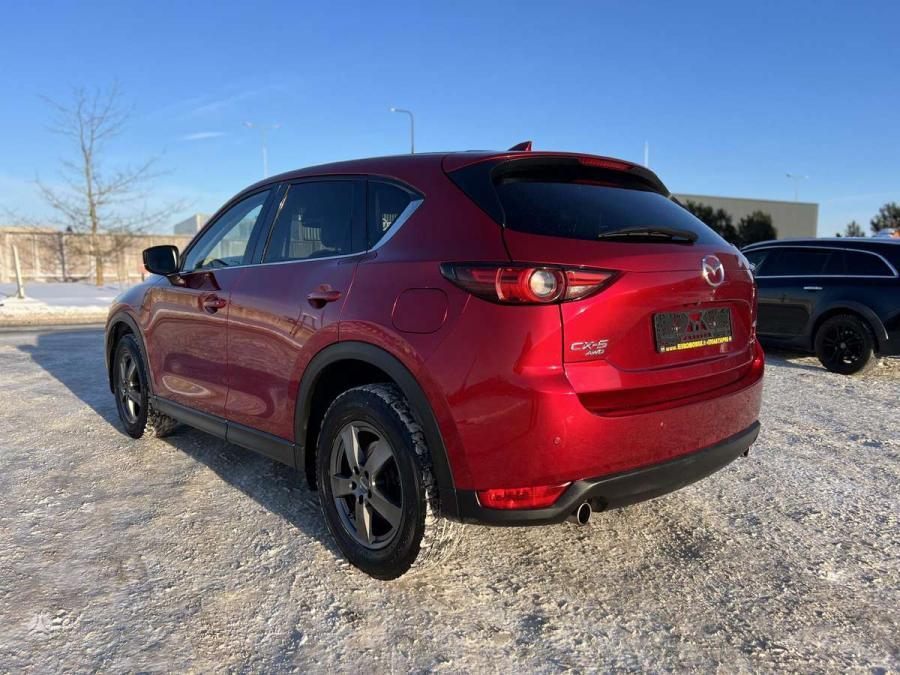 Red Mazda CX-5 2017 in Siauliai, with an engine capacity of 2.19 L and mileage of 165 thousand km for 14900 €, photo 8 on AUTOMOTO.COM.LV