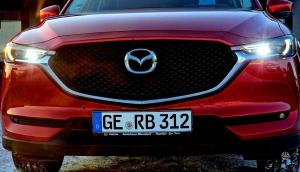 Red Mazda CX-5 2017 in Kretinga, with an engine capacity of 2.20 L and mileage of 248 thousand km for 12999 €, photo 3 on AUTOMOTO.COM.LV