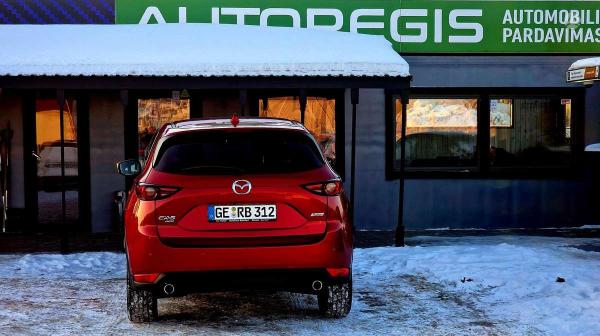 Red Mazda CX-5 2017 in Kretinga, with an engine capacity of 2.20 L and mileage of 248 thousand km for 12999 €, photo 8 on AUTOMOTO.COM.LV