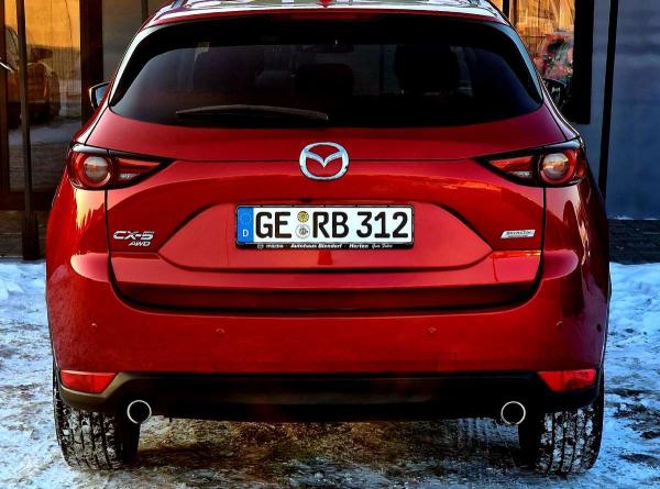 Red Mazda CX-5 2017 in Kretinga, with an engine capacity of 2.20 L and mileage of 248 thousand km for 12999 €, photo 10 on AUTOMOTO.COM.LV