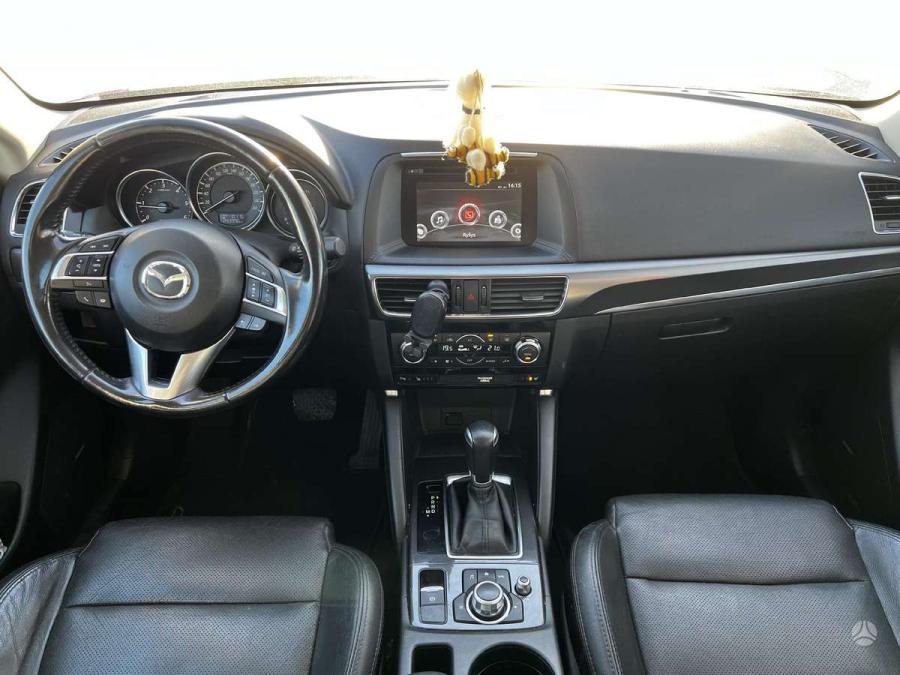 Red Mazda CX-5 2017 in Klaipeda, with an engine capacity of 2.19 L and mileage of 244 thousand km for 10500 €, photo 5 on AUTOMOTO.COM.LV