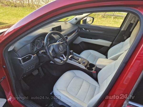 Red Mazda CX-5 2017 in Tartu, with an engine capacity of 2.20 L and mileage of 191 thousand km for 13990 €, photo 8 on AUTOMOTO.COM.LV