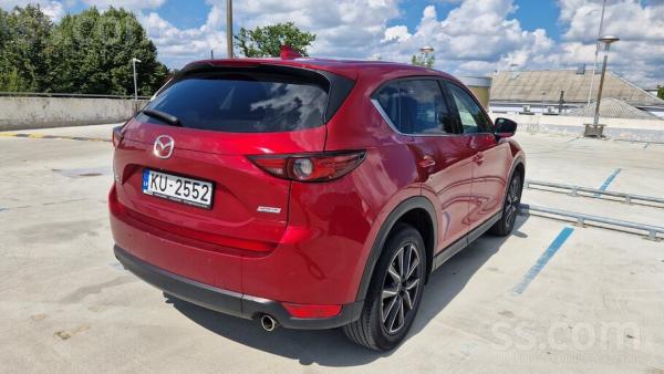 Красный Мазда СХ-5 2017 в Рига, объемом двигателя 2.20 л и пробегом 221 тыс. км за 14700 €, фото 3 на AUTOMOTO.COM.LV