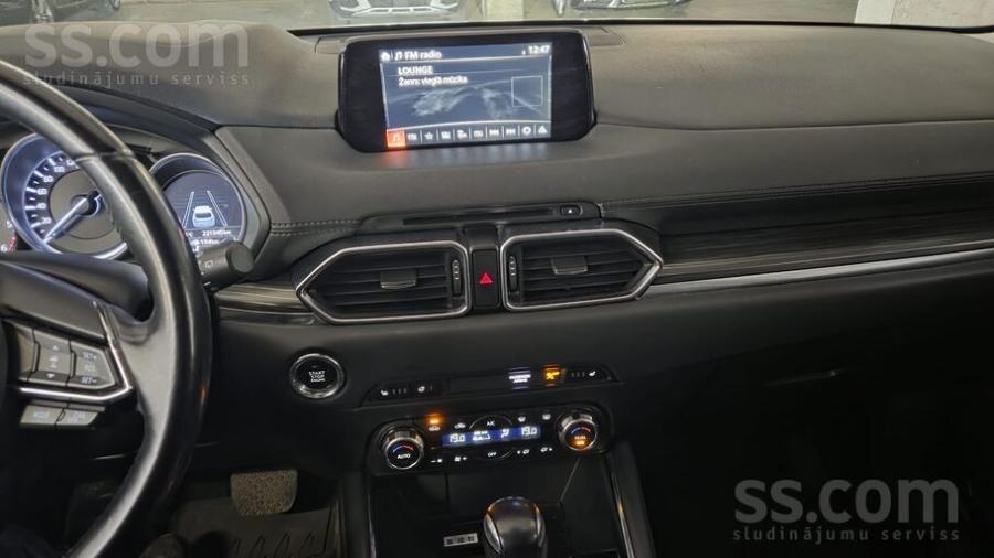 Red Mazda CX-5 2017 in Riga, with an engine capacity of 2.20 L and mileage of 221 thousand km for 14700 €, photo 8 on AUTOMOTO.COM.LV