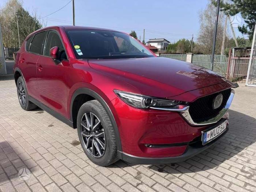 Red Mazda CX-5 2017 in Vilnius, with an engine capacity of 2.19 L and mileage of 238 thousand km for 13800 €, photo 1 on AUTOMOTO.COM.LV