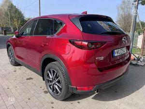 Red Mazda CX-5 2017 in Vilnius, with an engine capacity of 2.19 L and mileage of 238 thousand km for 13800 €, photo 8 on AUTOMOTO.COM.LV