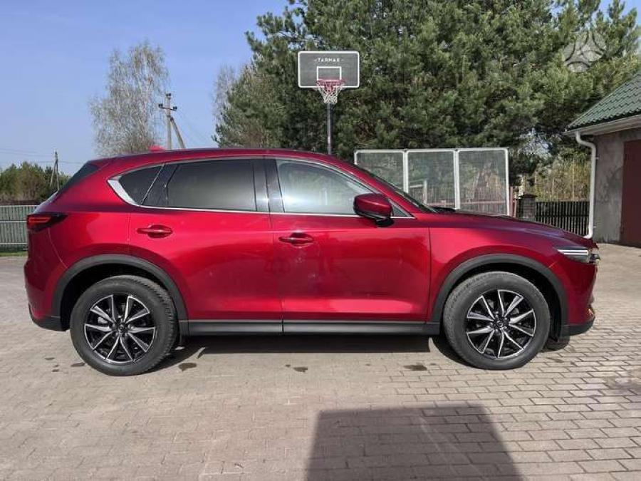 Red Mazda CX-5 2017 in Vilnius, with an engine capacity of 2.19 L and mileage of 238 thousand km for 13800 €, photo 9 on AUTOMOTO.COM.LV