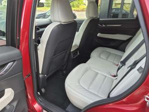 Red Mazda CX-5 2017 in Utena, with an engine capacity of 2.19 L and mileage of 205 thousand km for 13490 €, photo 24 on AUTOMOTO.COM.LV
