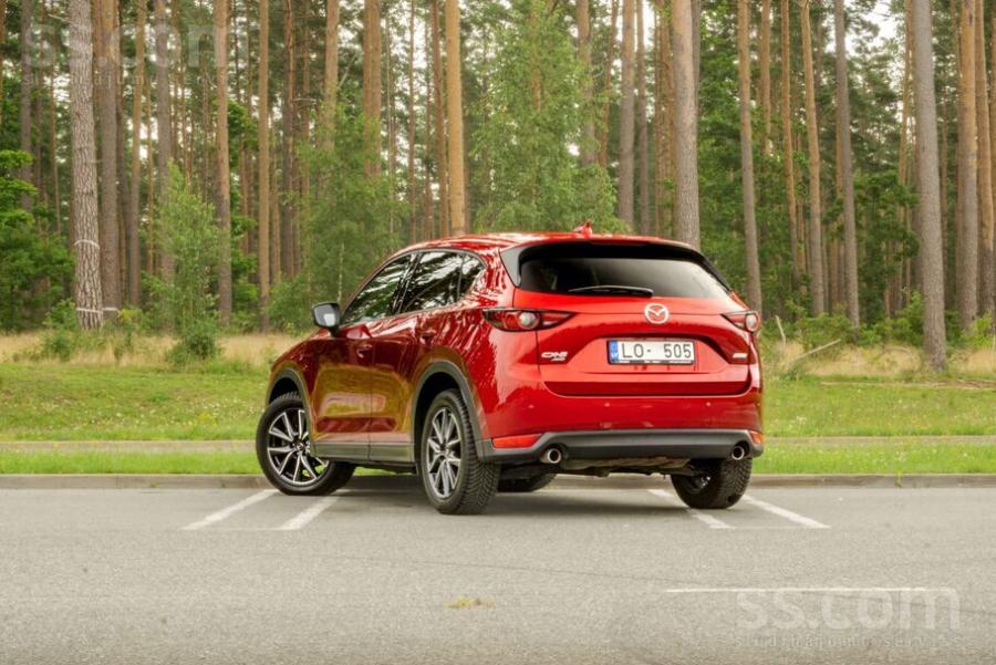 Red Mazda CX-5 2017 in Riga, with an engine capacity of 2.20 L and mileage of 193 thousand km for 15990 €, photo 9 on AUTOMOTO.COM.LV