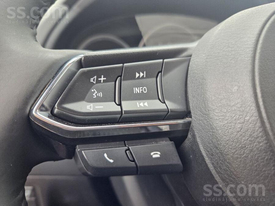Red Mazda CX-5 2017 in Jelgava, with an engine capacity of 2.50 L and mileage of 0 thousand km for 14800 €, photo 19 on AUTOMOTO.COM.LV