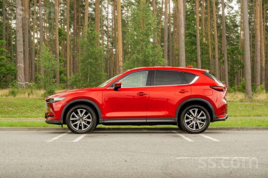 Red Mazda CX-5 2017 in Riga, with an engine capacity of 2.20 L and mileage of 193 thousand km for 14590 €, photo 6 on AUTOMOTO.COM.LV