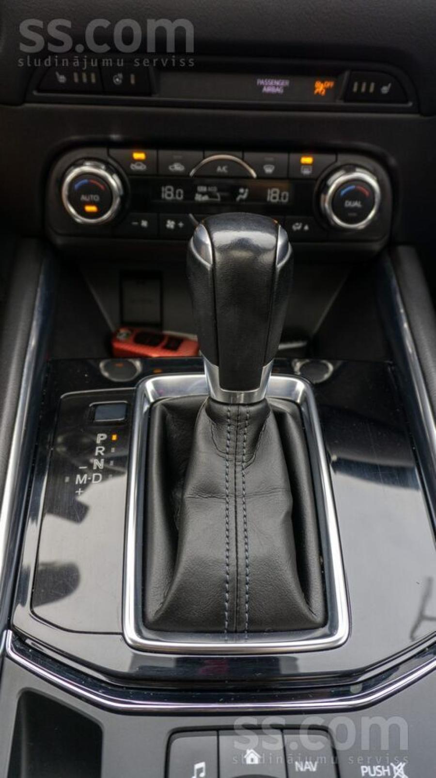 Red Mazda CX-5 2017 in Riga, with an engine capacity of 2.20 L and mileage of 193 thousand km for 14590 €, photo 18 on AUTOMOTO.COM.LV