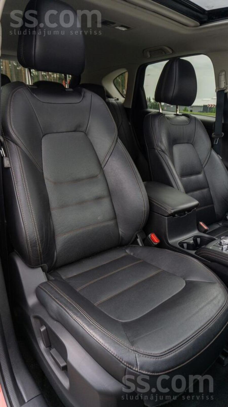 Red Mazda CX-5 2017 in Riga, with an engine capacity of 2.20 L and mileage of 193 thousand km for 14590 €, photo 32 on AUTOMOTO.COM.LV