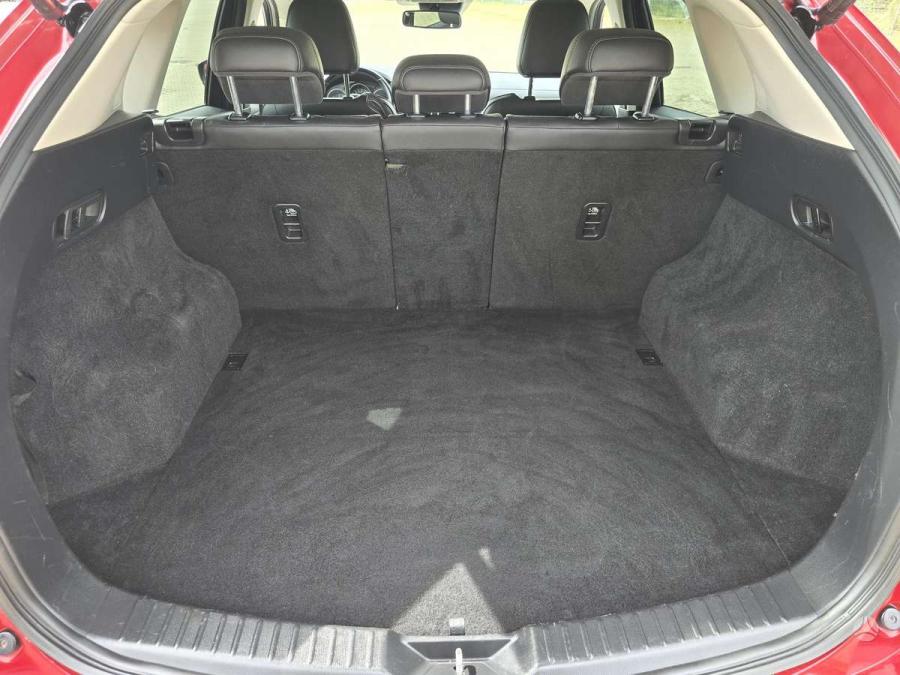 Sarkans Mazda CX-5 2017 Marijampole, ar dzinēja tilpumu 2.19 L un nobraukumu 154 tūkst. km par 12800 €, foto 32 vietnē AUTOMOTO.COM.LV