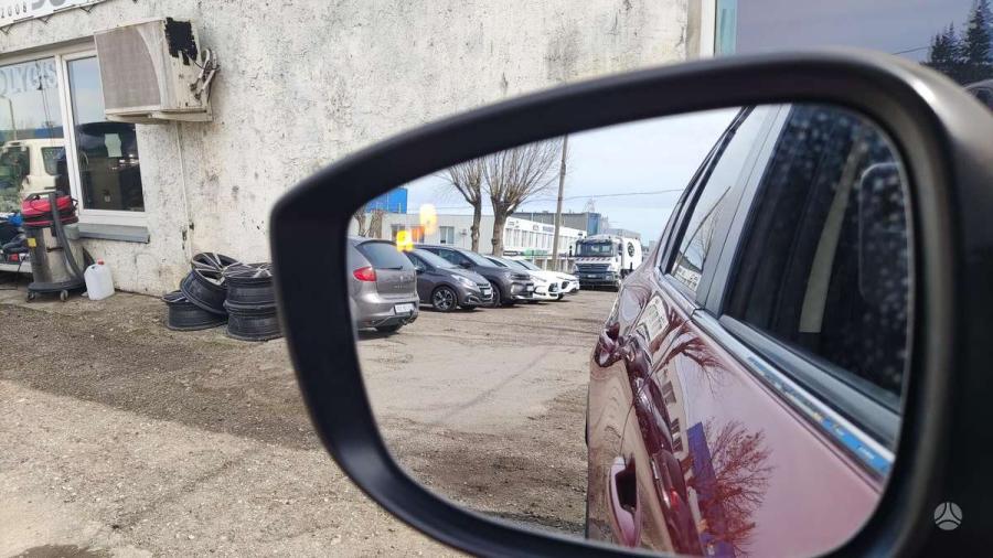Red Mazda CX-5 2017 in Klaipeda, with an engine capacity of 2.49 L and mileage of 126 thousand km for 14790 €, photo 30 on AUTOMOTO.COM.LV
