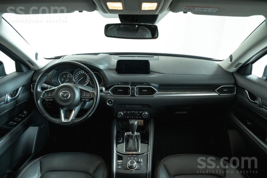Red Mazda CX-5 2017 in Riga, with an engine capacity of 2.20 L and mileage of 77 thousand km for 16490 €, photo 7 on AUTOMOTO.COM.LV