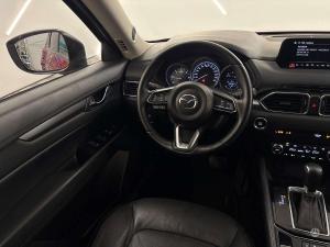 Red Mazda CX-5 2018 in Marijampole, with an engine capacity of 2.19 L and mileage of 228 thousand km for 13450 €, photo 16 on AUTOMOTO.COM.LV