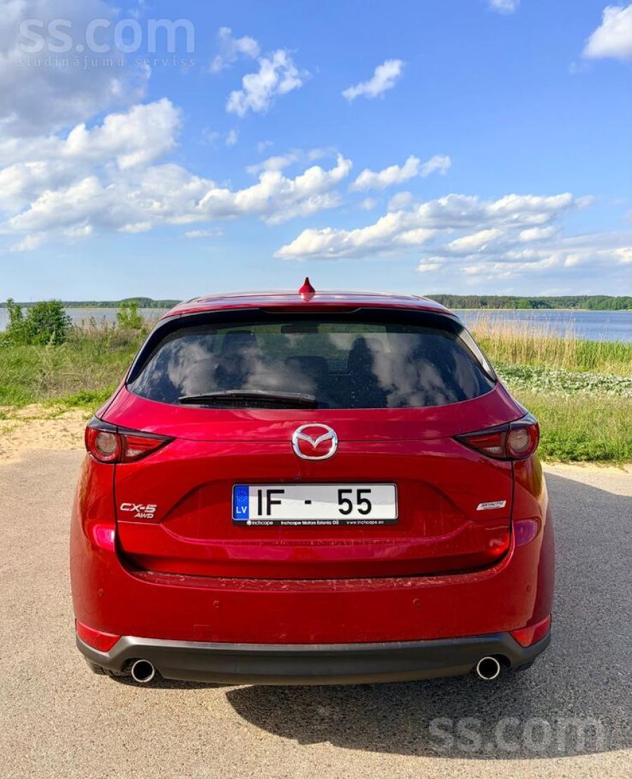 Red Mazda CX-5 2018 in Riga, with an engine capacity of 2.20 L and mileage of 124 thousand km for 18500 €, photo 3 on AUTOMOTO.COM.LV