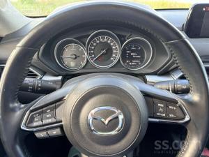 Red Mazda CX-5 2018 in Riga, with an engine capacity of 2.20 L and mileage of 124 thousand km for 18500 €, photo 7 on AUTOMOTO.COM.LV