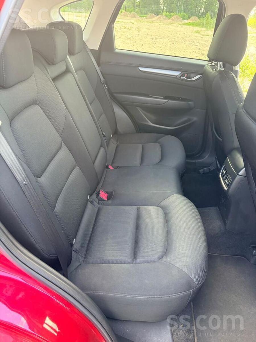 Red Mazda CX-5 2018 in Riga, with an engine capacity of 2.20 L and mileage of 124 thousand km for 18500 €, photo 9 on AUTOMOTO.COM.LV