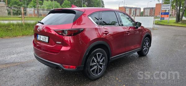 Sarkans Mazda CX-5 2018 Valmiera, ar dzinēja tilpumu 2.50 L un nobraukumu 150 tūkst. km par 18500 €, foto 4 vietnē AUTOMOTO.COM.LV