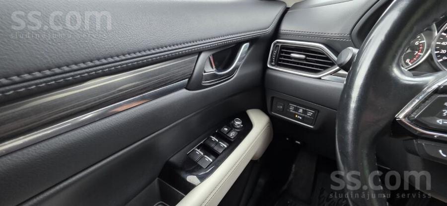 Sarkans Mazda CX-5 2018 Valmiera, ar dzinēja tilpumu 2.50 L un nobraukumu 150 tūkst. km par 18500 €, foto 16 vietnē AUTOMOTO.COM.LV