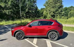 Red Mazda CX-5 2018 in Kaunas, with an engine capacity of 2.00 L and mileage of 145 thousand km for 18499 €, photo 6 on AUTOMOTO.COM.LV