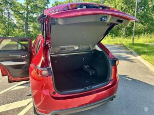 Red Mazda CX-5 2018 in Kaunas, with an engine capacity of 2.00 L and mileage of 145 thousand km for 18499 €, photo 10 on AUTOMOTO.COM.LV