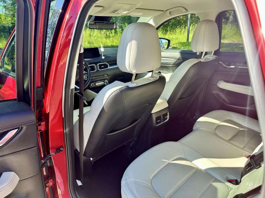 Red Mazda CX-5 2018 in Kaunas, with an engine capacity of 2.00 L and mileage of 145 thousand km for 18499 €, photo 11 on AUTOMOTO.COM.LV